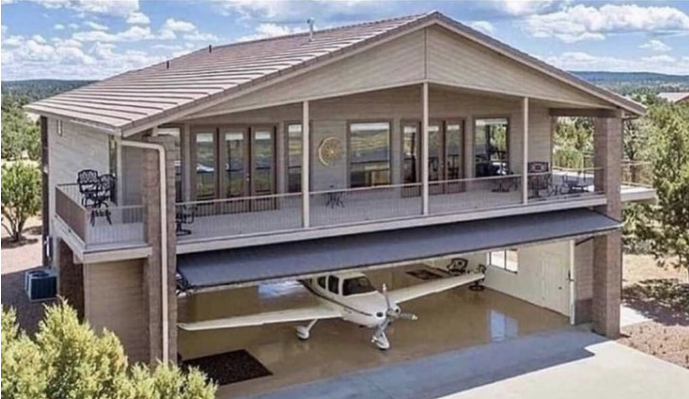 Group hoping to build aviation neighborhood for small-plane pilots ...