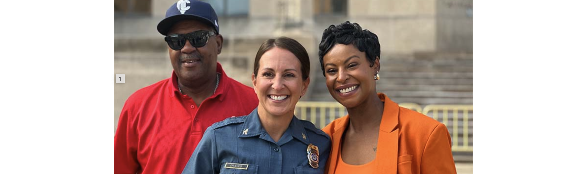 KC police chief takes photo with political candidate after lower ...