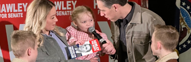 Happy Hawley days: Missouri senator and family wow the crowd at state ...