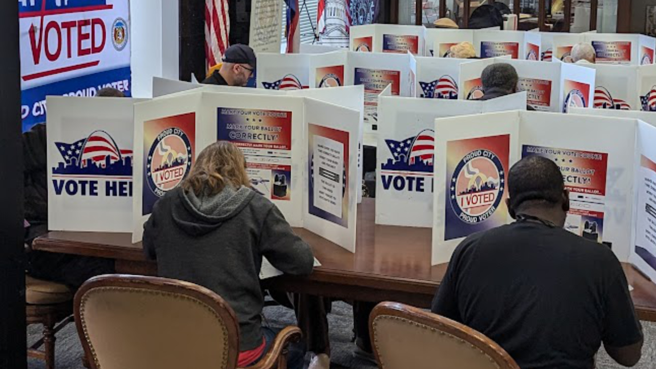 Missouri voters to decide whether to eliminate state income tax this ...